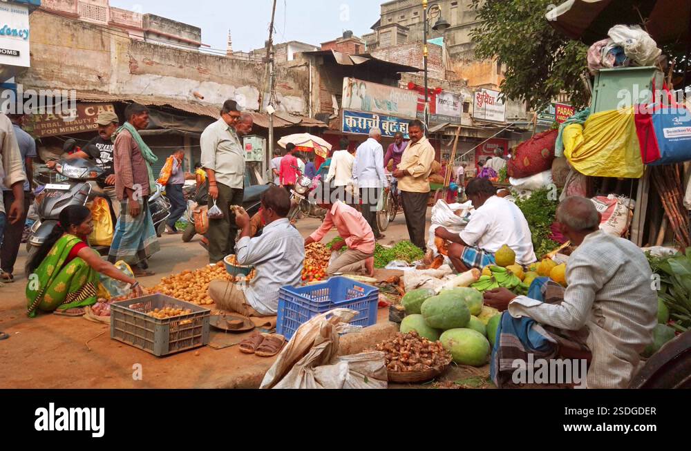Vegetable market in Varanasi Stock Video Footage - Alamy