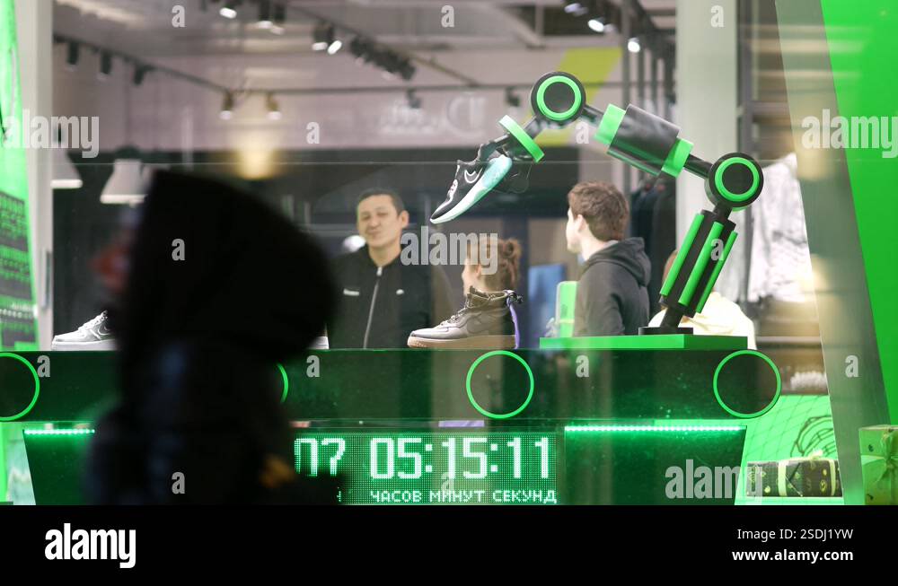 Electronic window display Stock Videos & Footage - HD and 4K Video ...