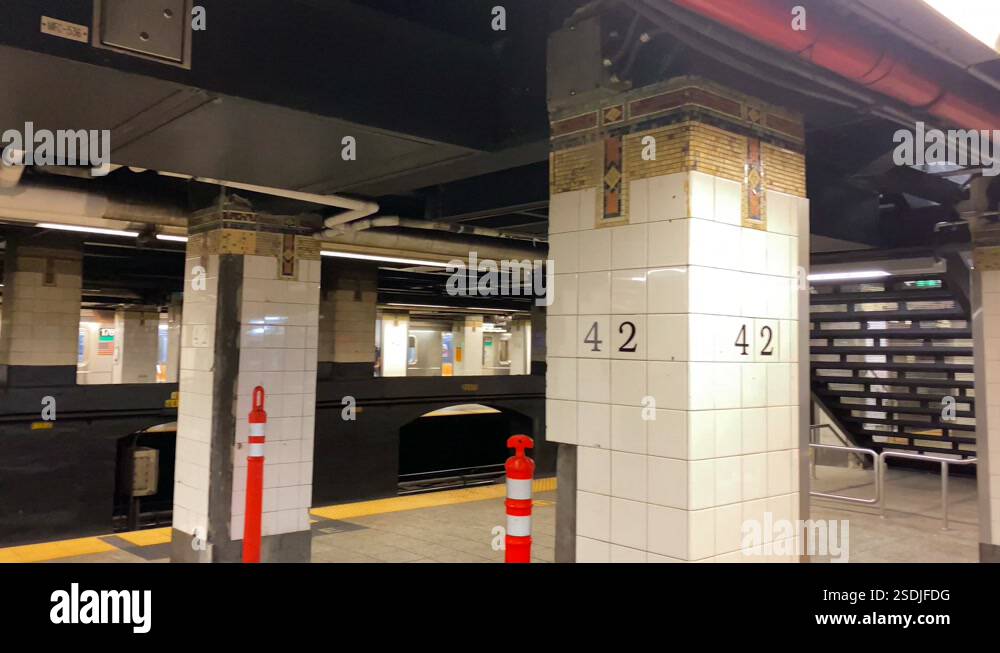 New York Subway Train Stops at 42 Street Stock Video Footage - Alamy