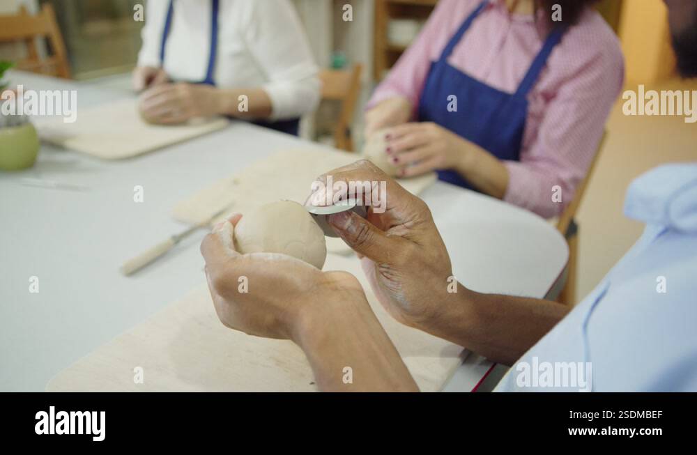 Clay man artwork Stock Videos & Footage - HD and 4K Video Clips - Alamy