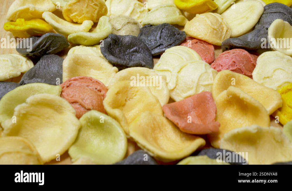 Pasta shell Stock Videos & Footage - HD and 4K Video Clips - Alamy