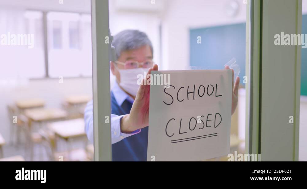 School closed sign Stock Videos & Footage - HD and 4K Video Clips - Alamy