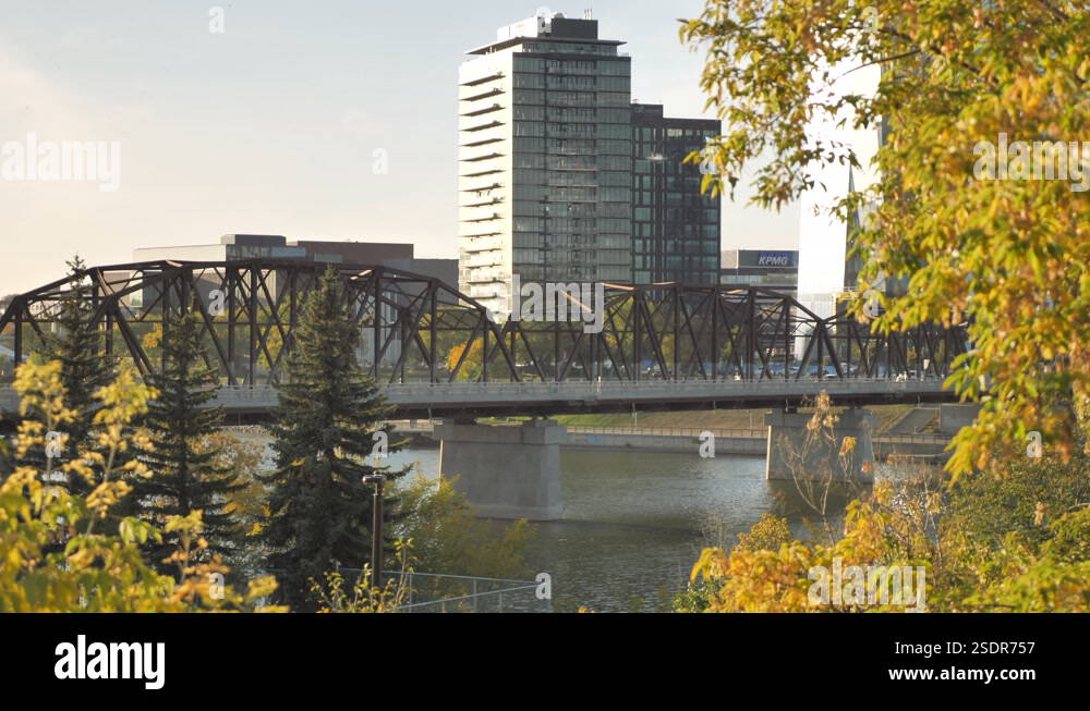 Looking Across Saskatchewan River at Victoria Bridge in Saskatoon ...