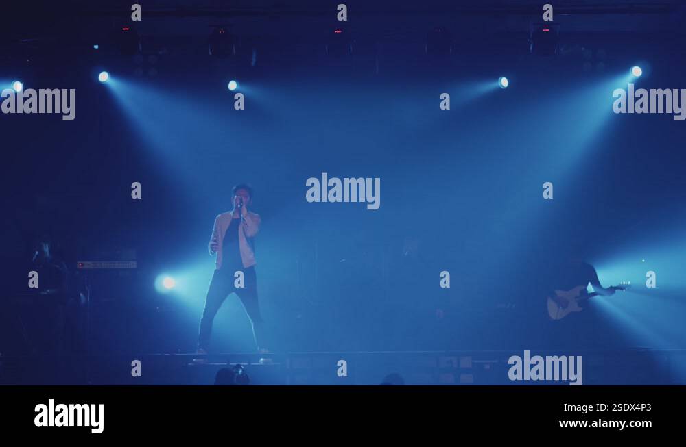 Singers band rock Stock Videos & Footage - HD and 4K Video Clips - Alamy