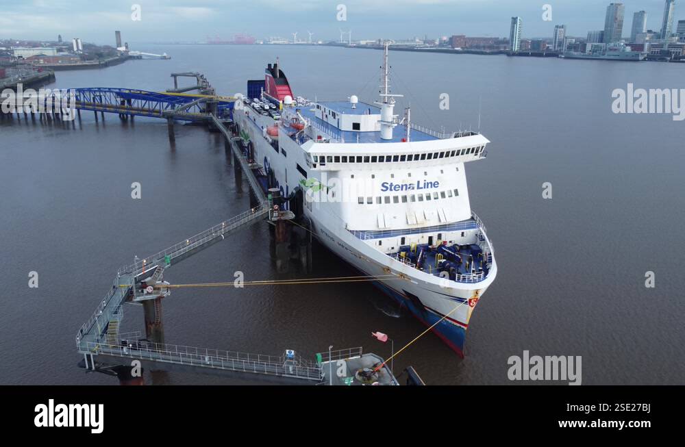 Stena Line freight ship vessel loading cargo shipment from Wirral ...