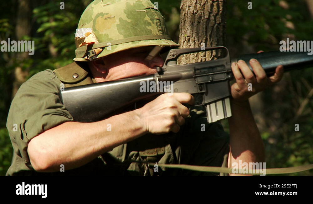 Portrayal of US Soldiers, under fire - combat in Vietnam War era fires ...