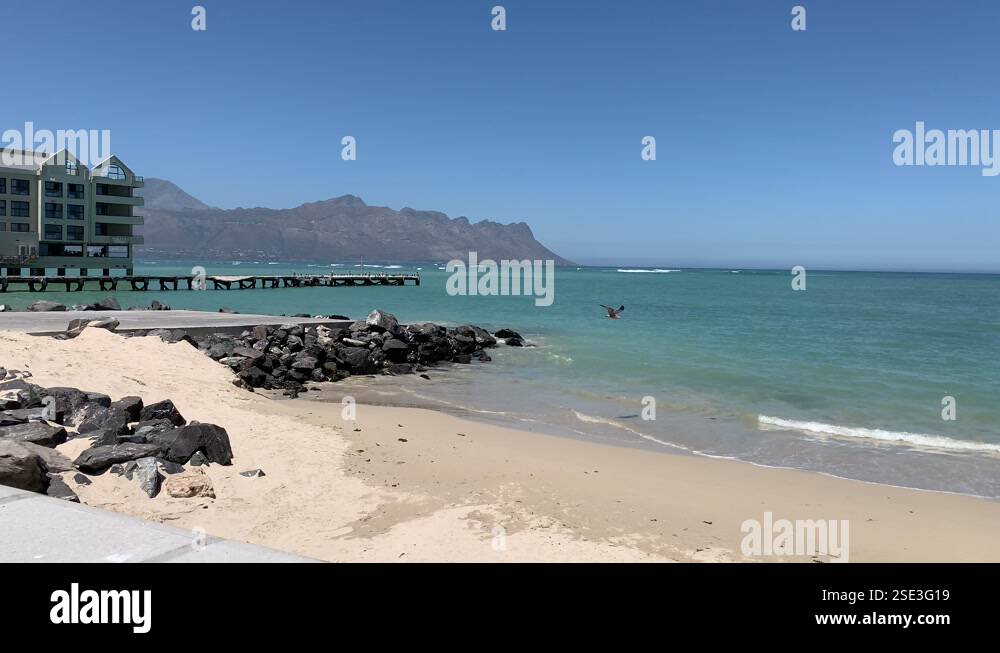 White strand beach Stock Videos & Footage - HD and 4K Video Clips - Alamy