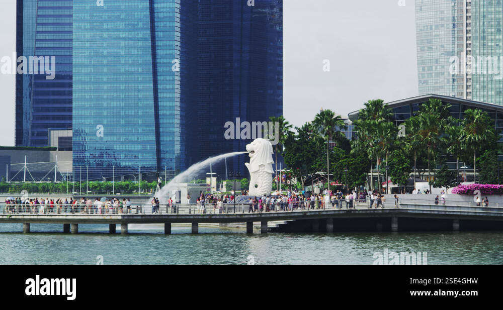 Merlion Symbol of Singapore Stock Video Footage - Alamy