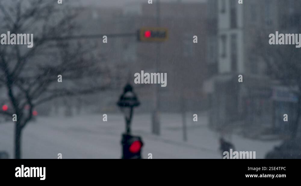 Montreal winter heavy snow storm Stock Video Footage - Alamy