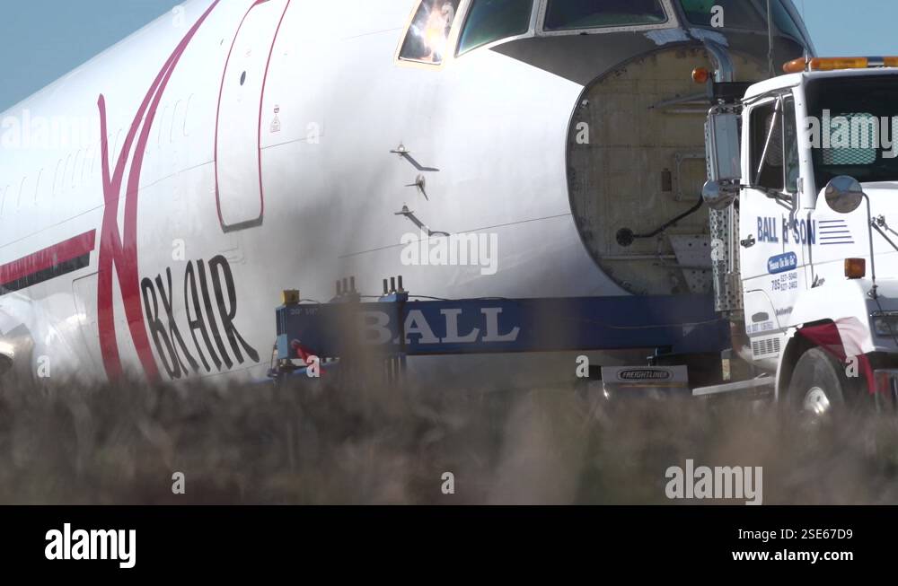 Oversized load of 767 Fuselage being transported by road Stock Video ...