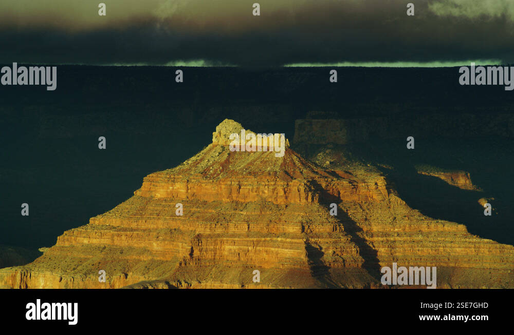 8K view of south rim from Hopi Point, Grand Canyon National Park ...