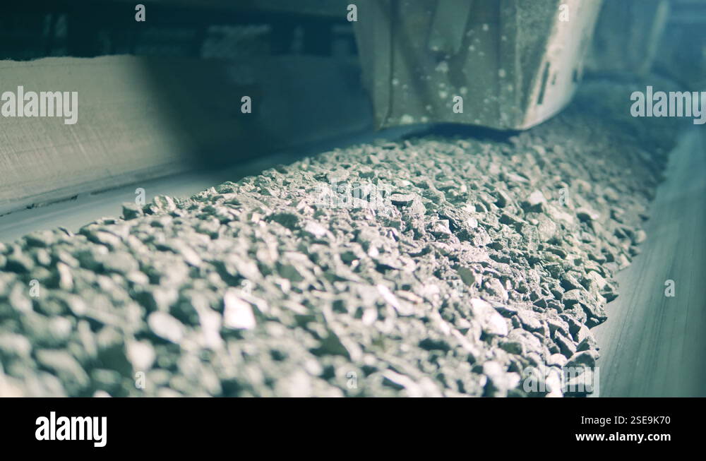 Mining ore machine Stock Videos & Footage - HD and 4K Video Clips - Alamy