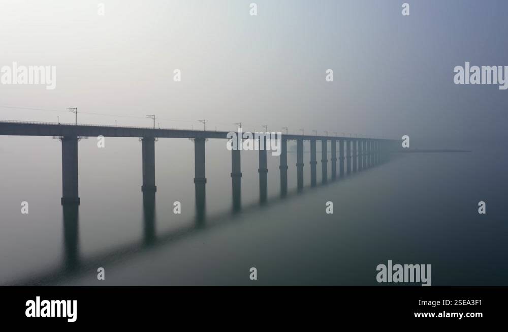Bridge visibility Stock Videos & Footage - HD and 4K Video Clips - Alamy