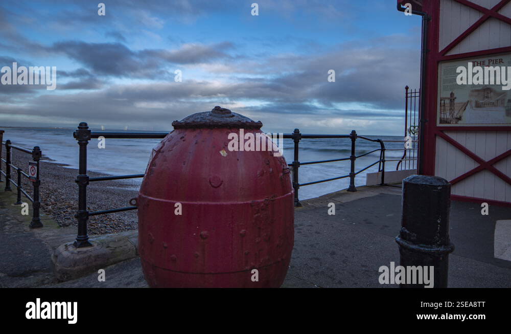 Saltburn Pier Timelapse, dawn, entrance to pier, ww2 mine, pier histroy ...