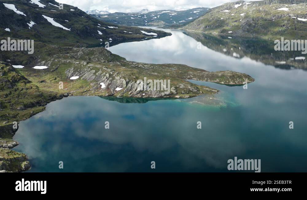 A bird's eye view of the countless lakes of the Strynfjellet mountain ...