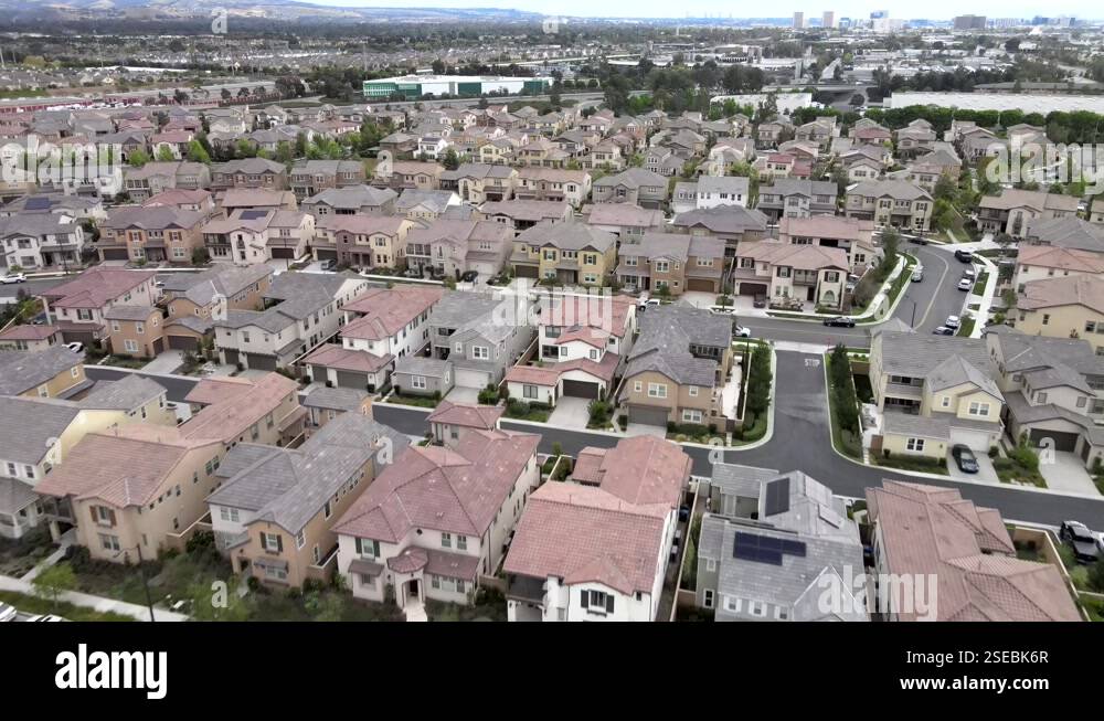 Tustin Los Angeles city suburb, new home community in California ...