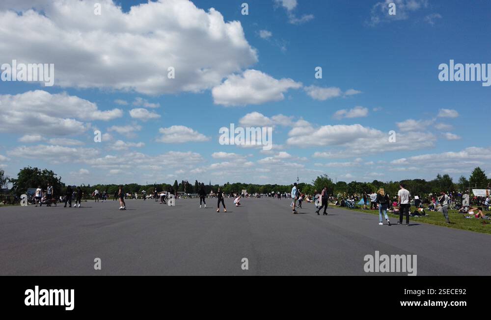 Many People outdoor on Airfield (Flughafen Tempelhof), former city ...