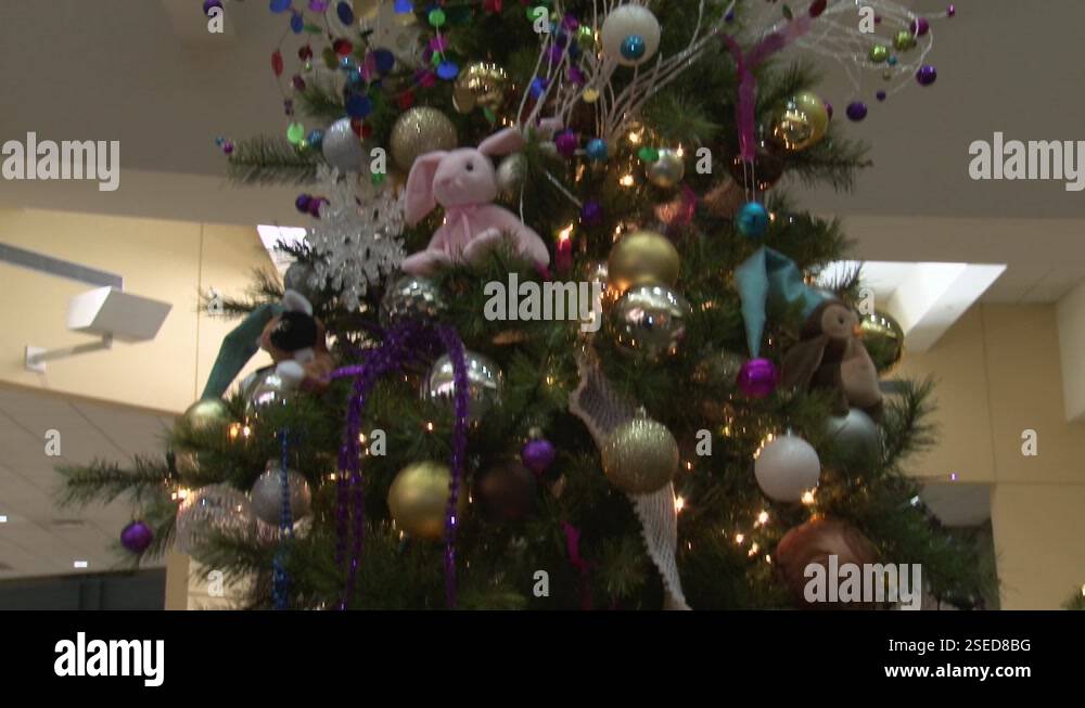 Streamer and balls Stock Videos & Footage - HD and 4K Video Clips - Alamy