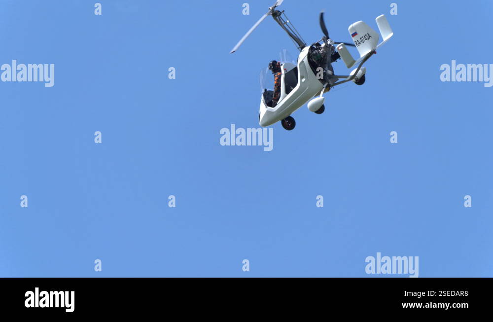 gyroplane Gyro Classic demonstration flight the Sky aviation festival ...