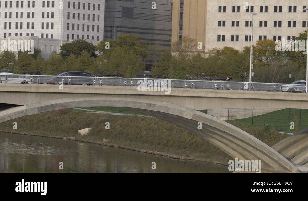 Slow Motion of Daily Traffic on Rich Street Bridge Above Scioto River ...