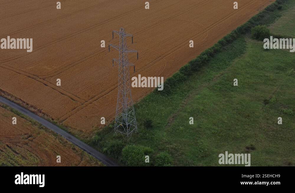 Pylon high voltage wires Stock Videos & Footage - HD and 4K Video Clips ...