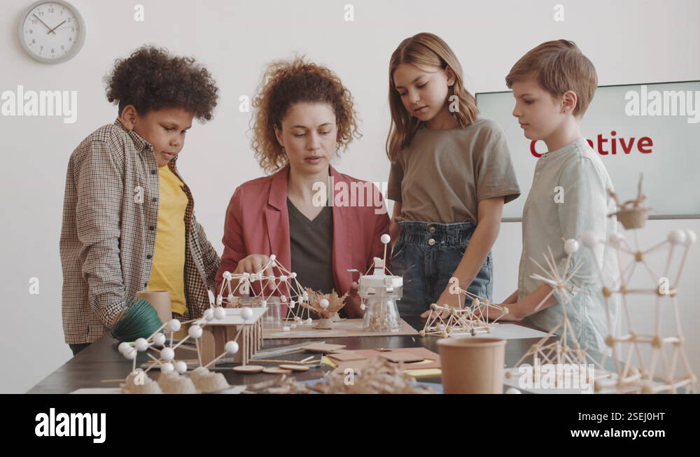 Framework craft Stock Videos & Footage - HD and 4K Video Clips - Alamy