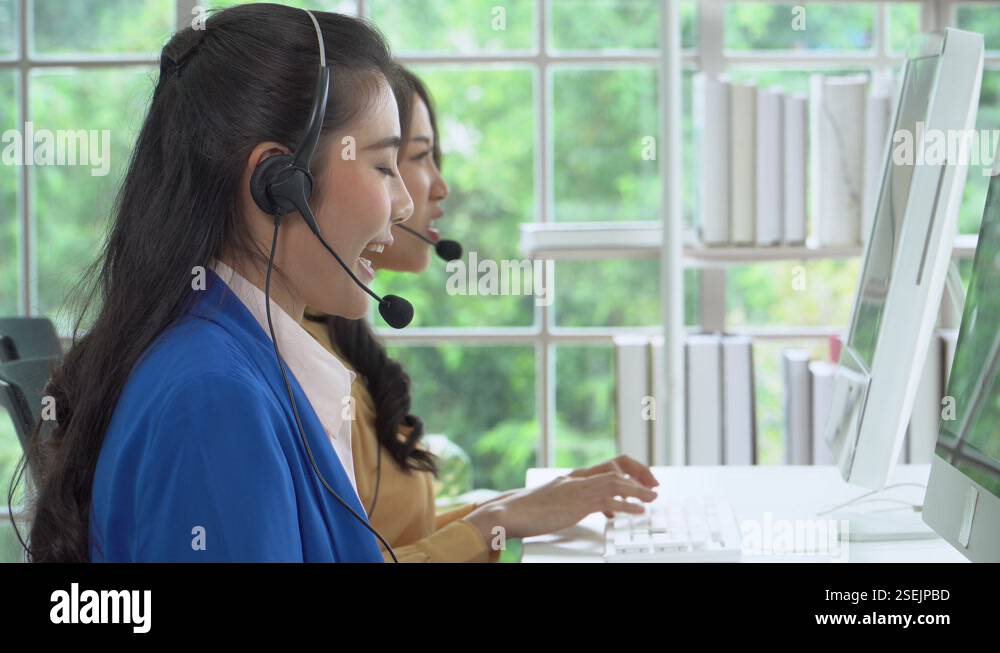 Woman call center Stock Videos & Footage - HD and 4K Video Clips - Alamy