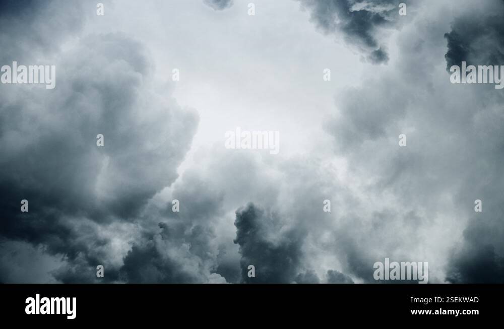 thunderstorms that occur beneath the surface of clouds that move in the ...