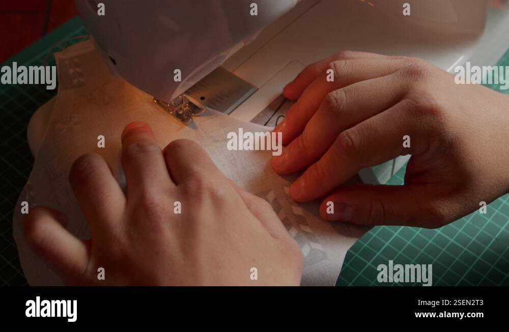 Pulling fabric Stock Videos & Footage - HD and 4K Video Clips - Alamy