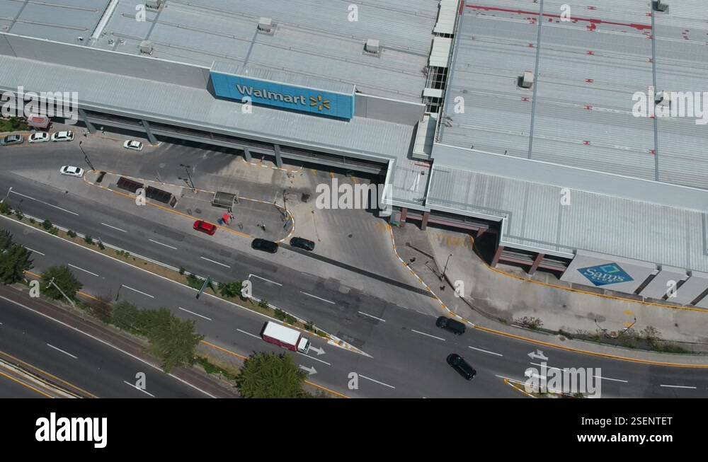 Walmart store mexico Stock Videos & Footage - HD and 4K Video Clips - Alamy