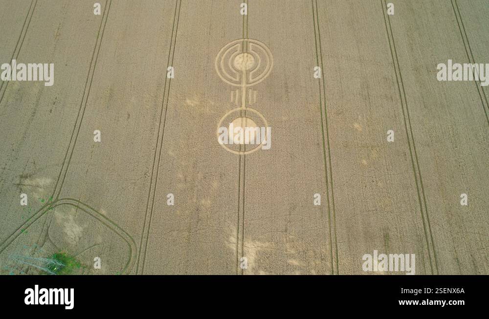 Mysterious Sydmonton rural wheat field countryside farmland crop ...