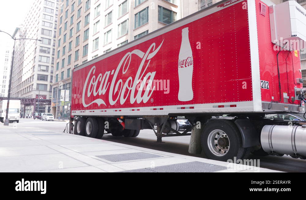 Coca Cola delivery truck in downtown Chicago 4k Stock Video Footage - Alamy