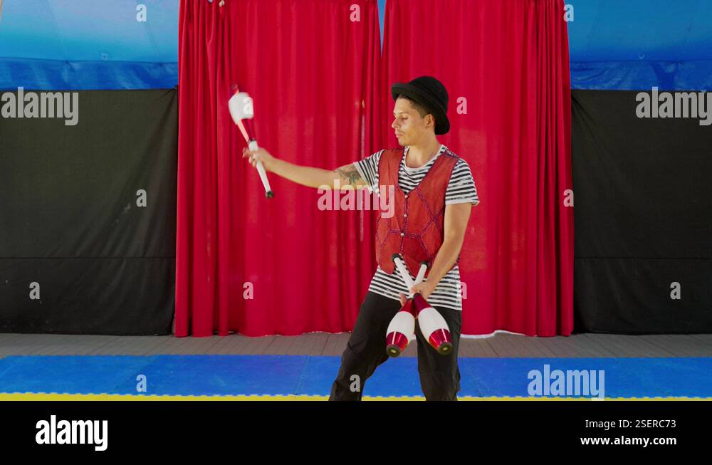 Male circus Stock Videos & Footage - HD and 4K Video Clips - Alamy