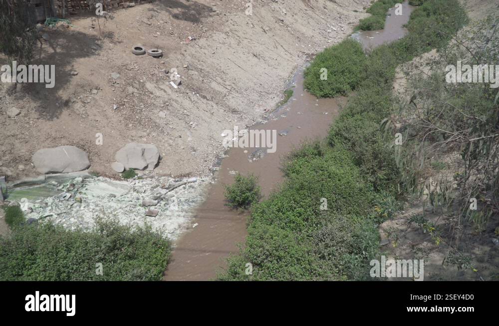 Peru pollution Stock Videos & Footage - HD and 4K Video Clips - Alamy