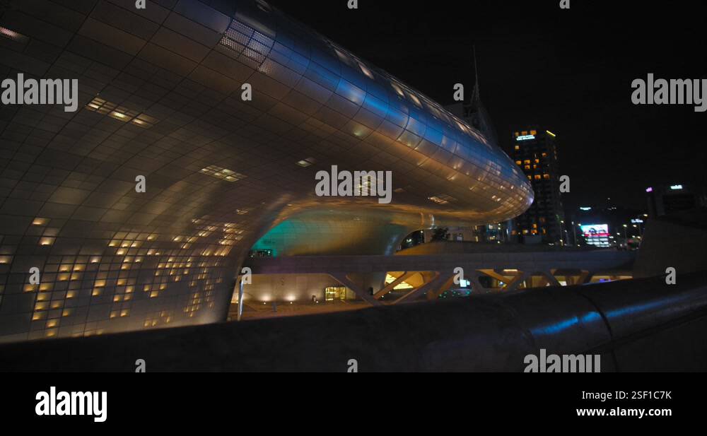 Illuminated Building Structure Of Dongdaemun Design Plaza In Seoul ...