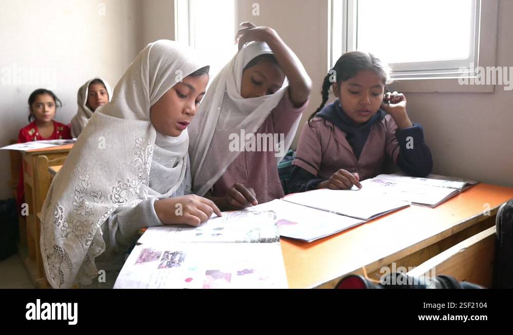 Pakistan school girls Stock Videos & Footage - HD and 4K Video Clips ...