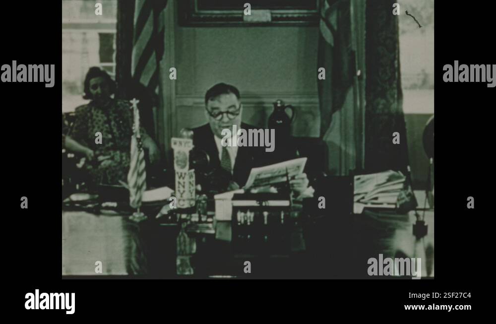 1940s: Mayor Fiorello LaGuardia reads comic strips into radio station ...