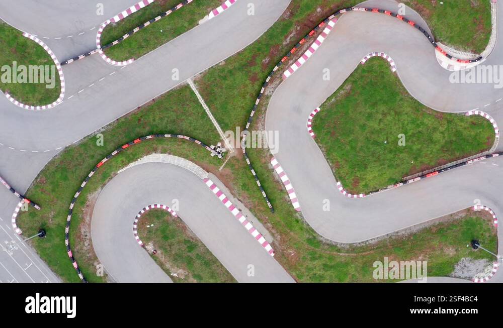 Kart circuit - race track for go cart - speedway route with curves ...