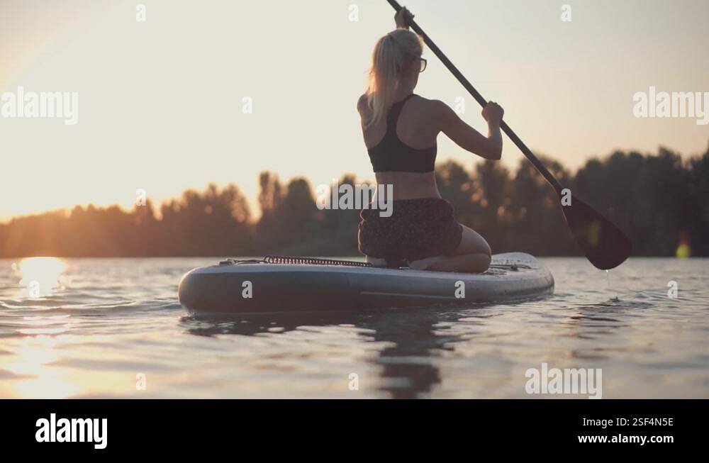 SUP Inflatable Board For Rowing.SUP Surfer Balance Watersport ...