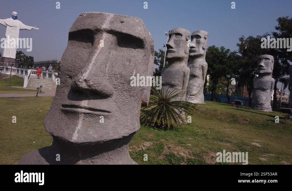 Building stone henge Stock Videos & Footage - HD and 4K Video Clips - Alamy