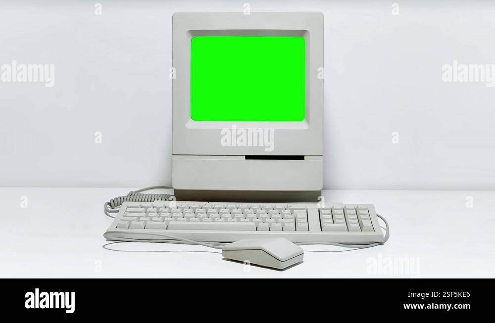 Computer Starting up and Shutting down with Glitch and Green screen ...