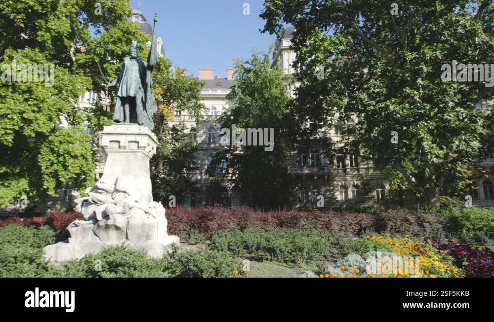 Prominent statue stands Stock Videos & Footage - HD and 4K Video Clips ...