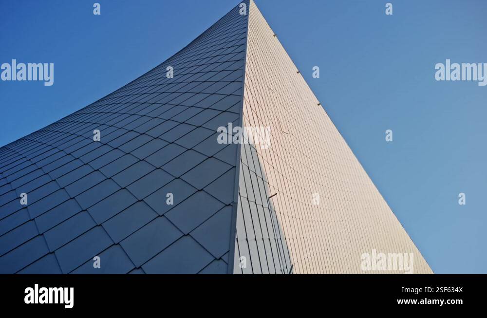 Cube gallery Stock Videos & Footage - HD and 4K Video Clips - Alamy