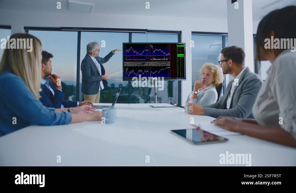 Presenting of figures and charts Stock Video Footage - Alamy