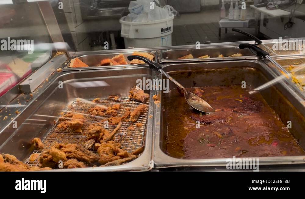 Ingles retail grocery store interior pan of hot food bar Stock Video ...