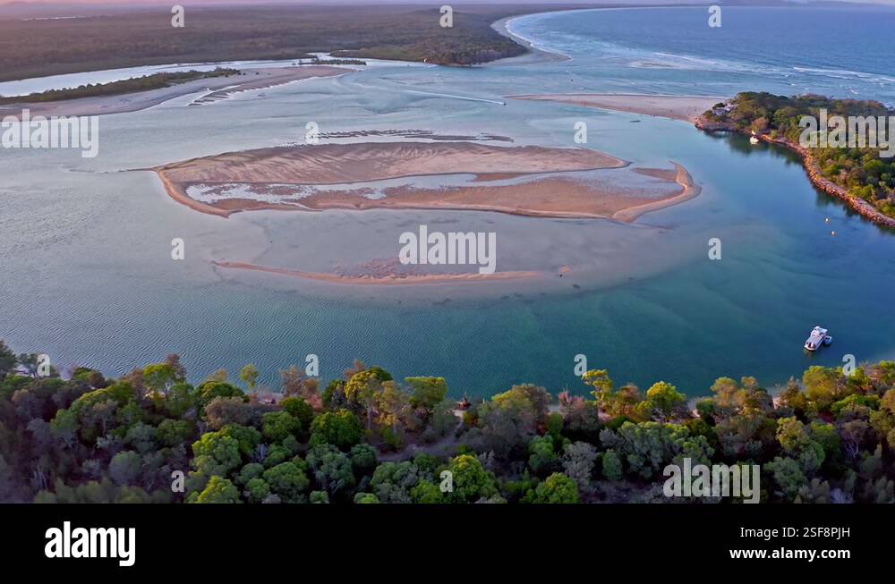 Scenic tropical nature of Noosa Head city on Sunshine Coast, Queensland ...
