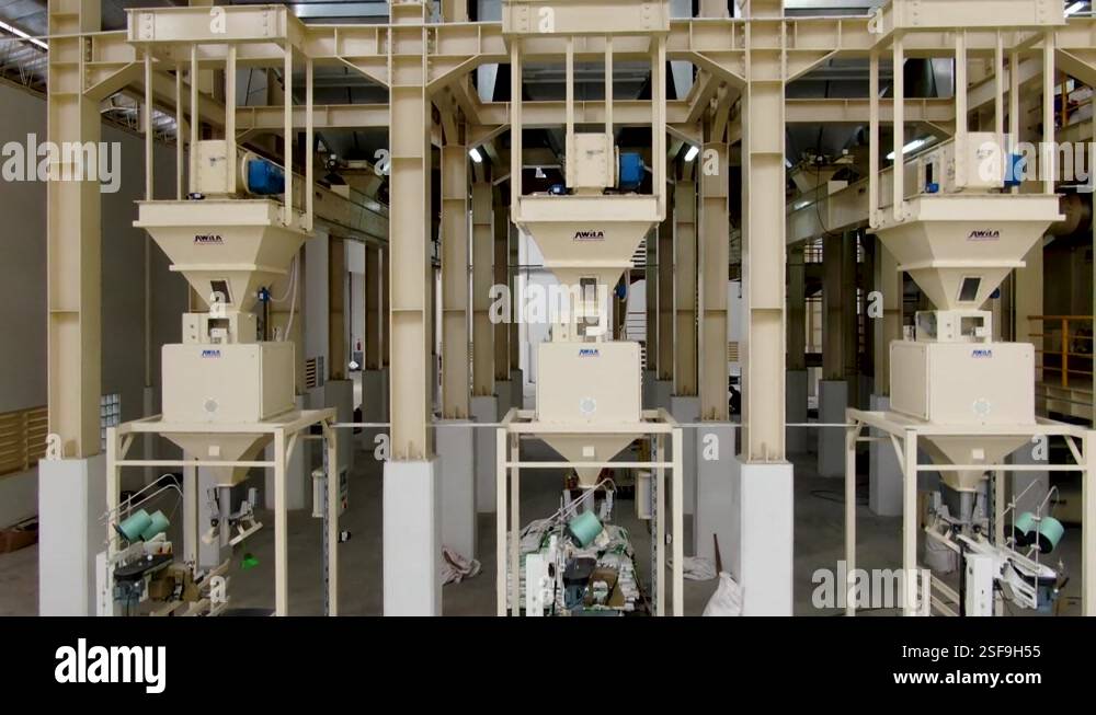 Corn milling Stock Videos & Footage - HD and 4K Video Clips - Alamy