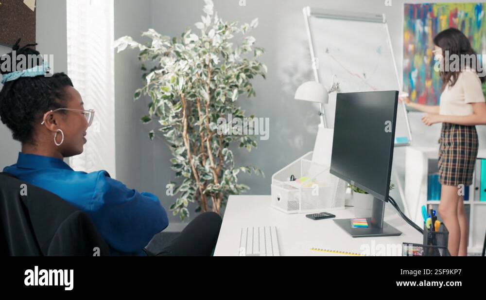 Statistical office Stock Videos & Footage - HD and 4K Video Clips - Alamy