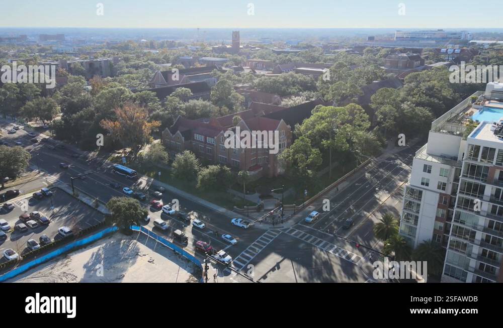 Usa university gate Stock Videos & Footage - HD and 4K Video Clips - Alamy