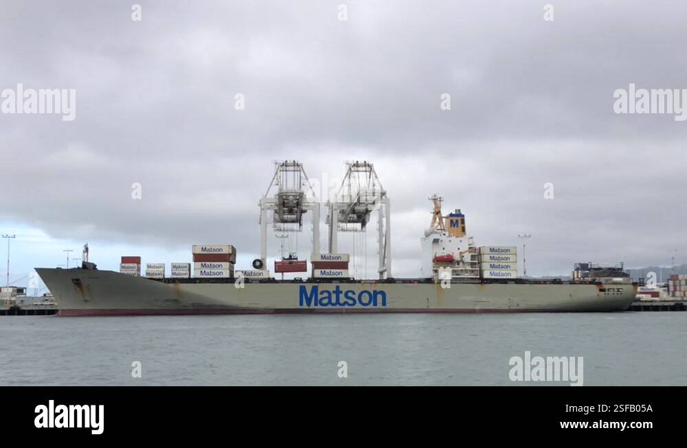 4K HD video Matson cargo ship RJ PFEIFFER loading at the Port of ...